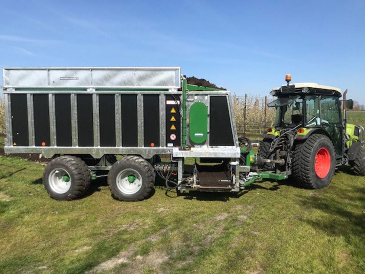 Geertech compoststrooier voor Johan Claessens uit Hoedekenskerke